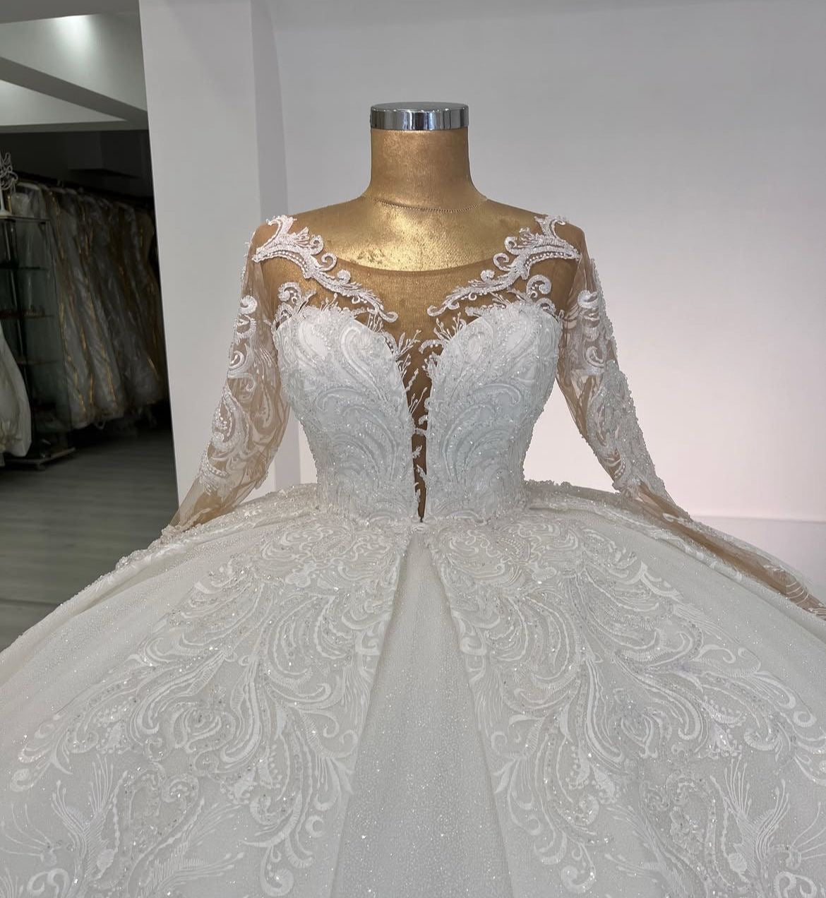 The ELEGANTE Collection – ELLAZ BRIDAL