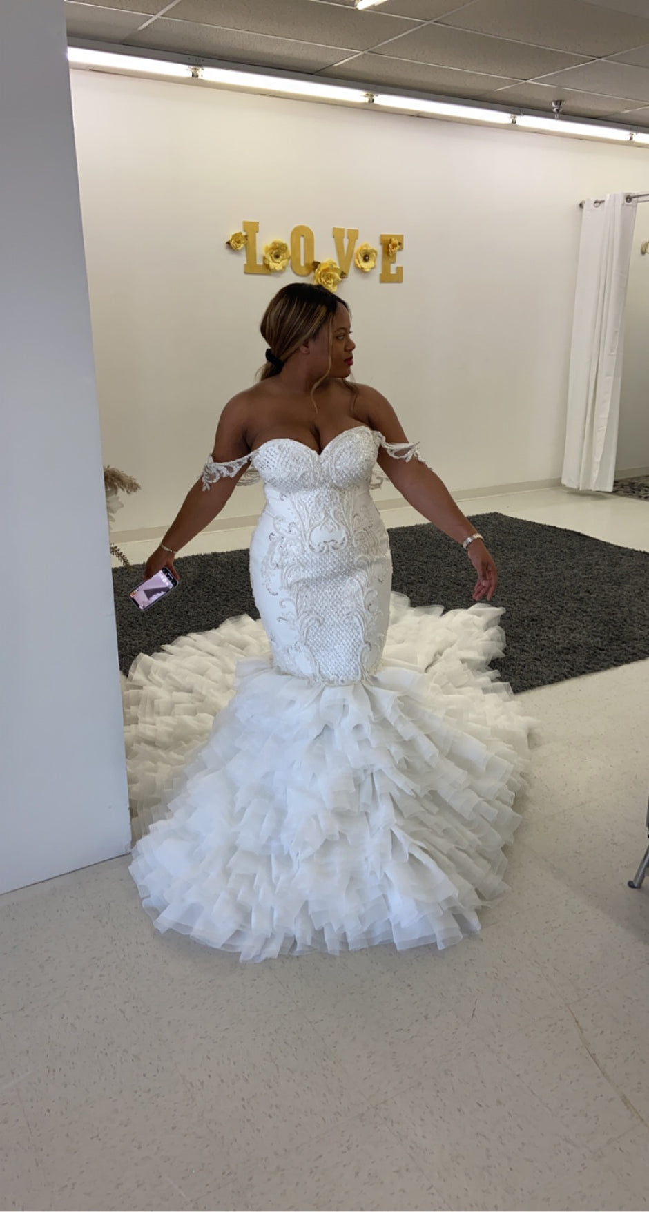The ROYALE Collection – ELLAZ BRIDAL